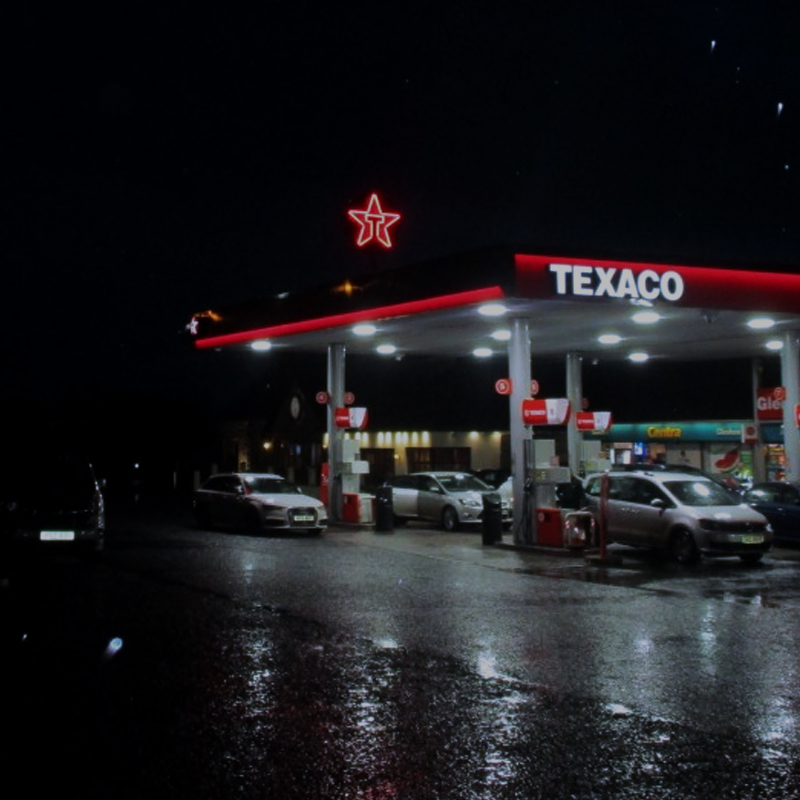 Visive's LED contour tube illuminates the iconic Texaco star - Visive